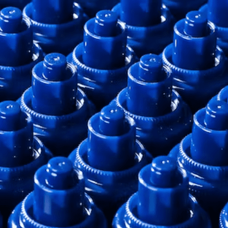 Injection Molding: 4 Easy Ways to Save Money | Xometry Singapore